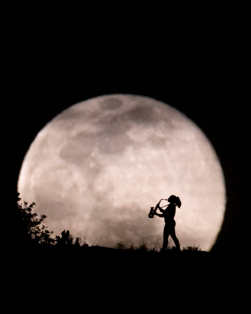 Charlamos con Toni Sendra, Cazador de Lunas Espectaculares